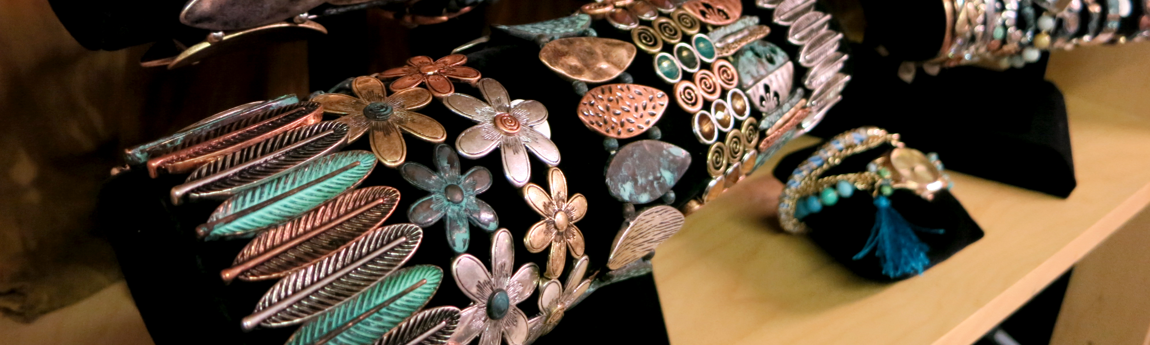 Welcome to Bijoux Desert Jewellery!